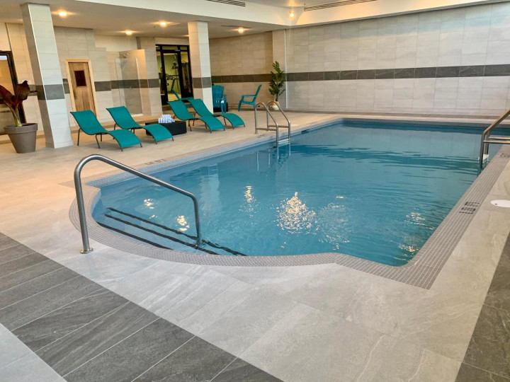 Hotel Universel Montréal - Brossard