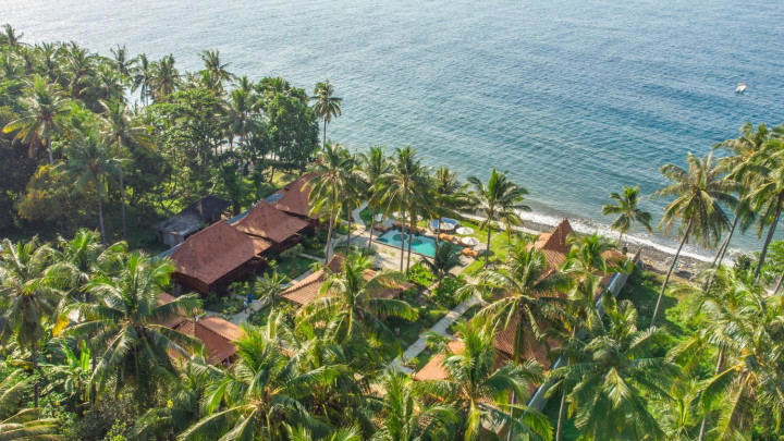 Dani Beach Villa - Beachfront Villas In Tejakula - Bali