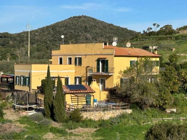 Dai Tre Aratri Rossi - Elba