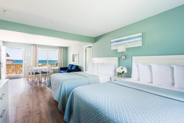 Hartman's Briney Breezes Beach Resort - Montauk, NY