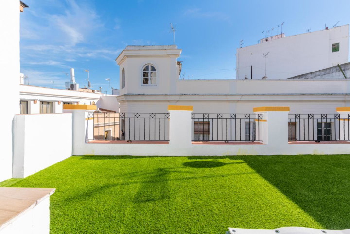 Sevillebnb Group- Santa Barbara Central Suites, Sevilla Center - España