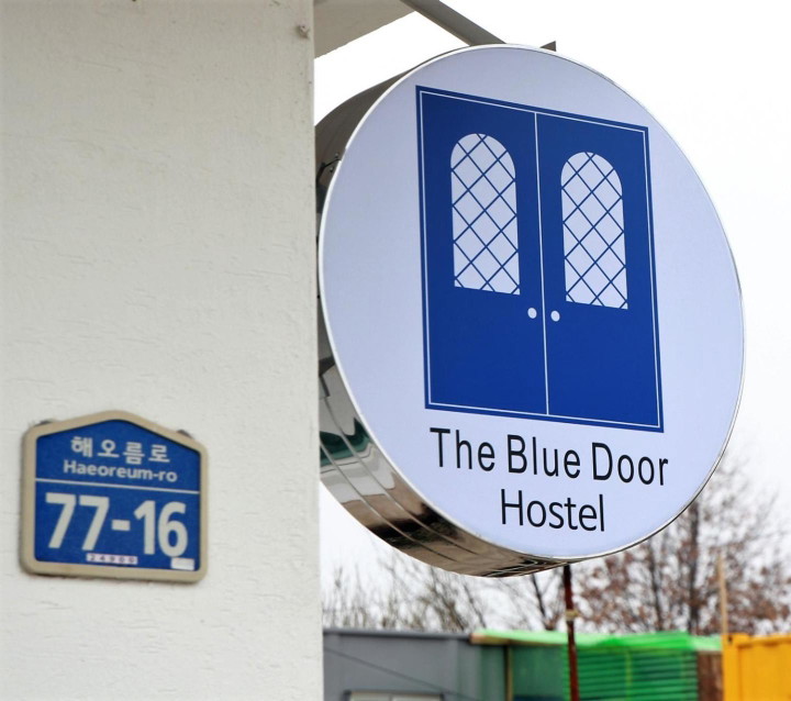 Blue Door Hostel Guesthouse - South Korea