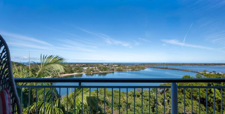 Lazy Days Penthouse - Opposite Shaws Bay - 180 Waterfront Views - Ballina, Australia