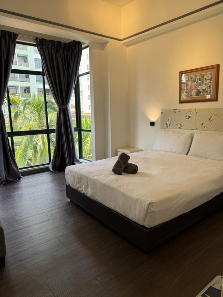 Costa Mahkota Pool View 2 Bedroom, 600mbps Wifi, New Matress Sept'25 - Malacca