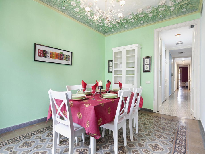 Apartment In Barcelona Near Passeig De Gràcia - Barcelona