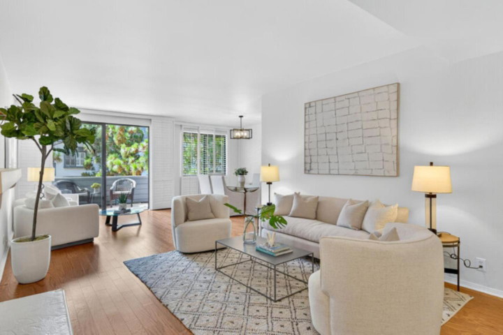 Marina Peninsula Two Bedroom Coastal Residence - El Segundo, CA