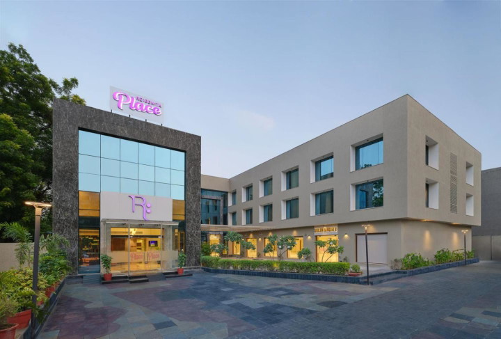 Regenta Place Ahmedabad - Ahmedabad