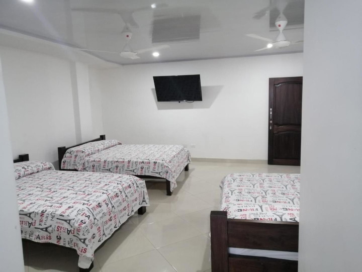 Hotel Tania - Caucasia