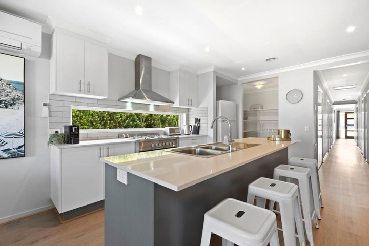 Ocean Dreams- Perfect Whole Family Getaway! Kids Games Room, Pet Friendly! - Geelong