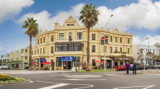The Esplanade Hotel - Auckland