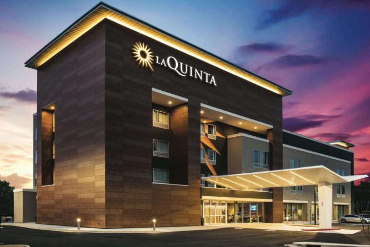 La Quinta Inn & Suites By Wyndham Atlanta South - Mcdonough - Stockbridge, GA