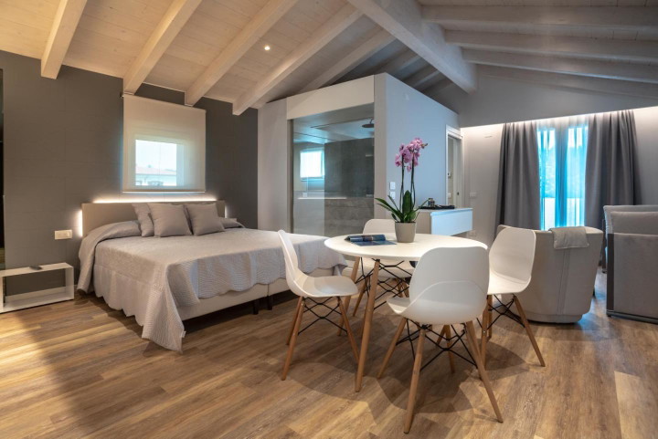 Viola Relais - Lake Garda