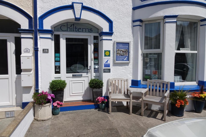 Chilterns Guest House - Llandudno