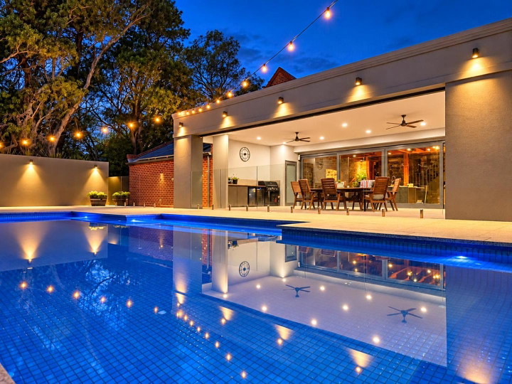 Blumberg Mews - Stunning Adelaide Hills Retreat Near Barossa - Sleeps 12 - South Australia