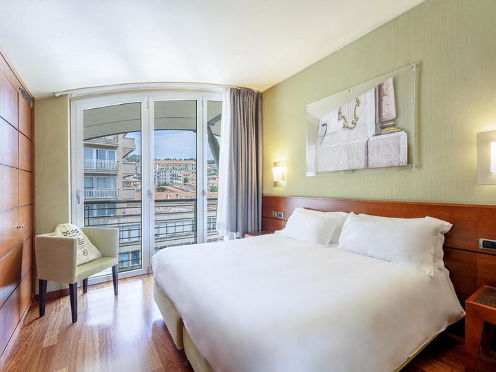 B&b Hotel Imperia Rossini Al Teatro - Imperia