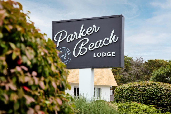Parker Beach Lodge - Dennis, MA