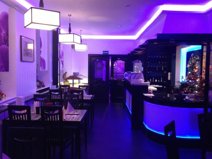Yumi Hotel Sushi-steaks & Friends - Mayen