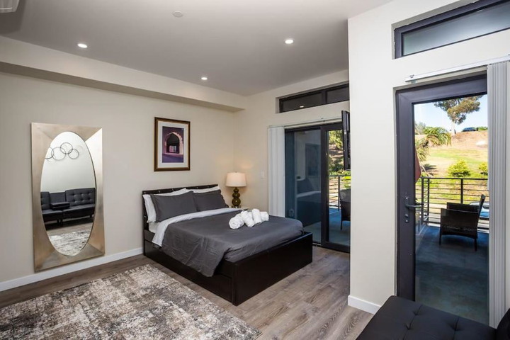 Awesome Balboa Park View With Huge Balcony In Sd - Kalifornien