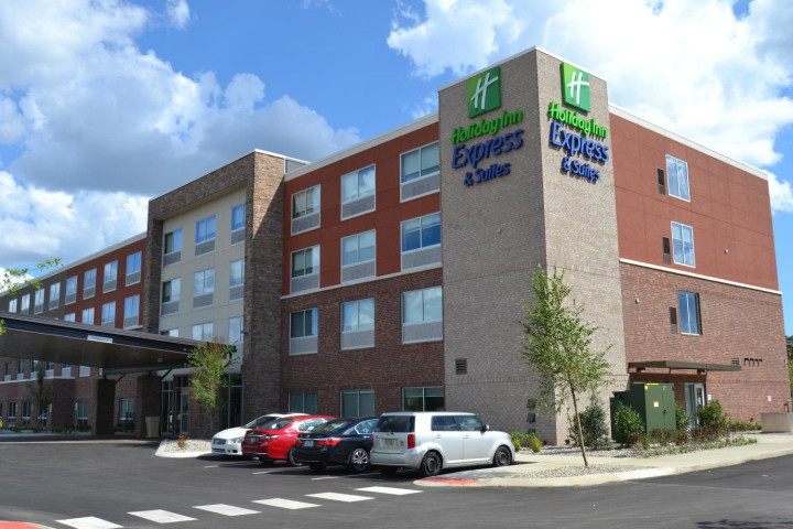 Holiday Inn Express & Suites Goodlettsville N - Nashville By Ihg - Hendersonville, TN