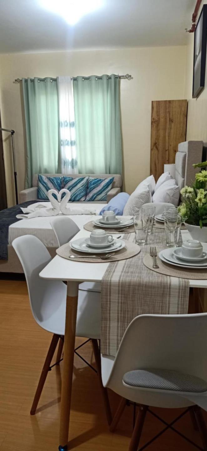 Coho The Hermosa - Staycation Studio Unit And Balcony View With Swimming Pool And Open Court Access - Muntinlupa