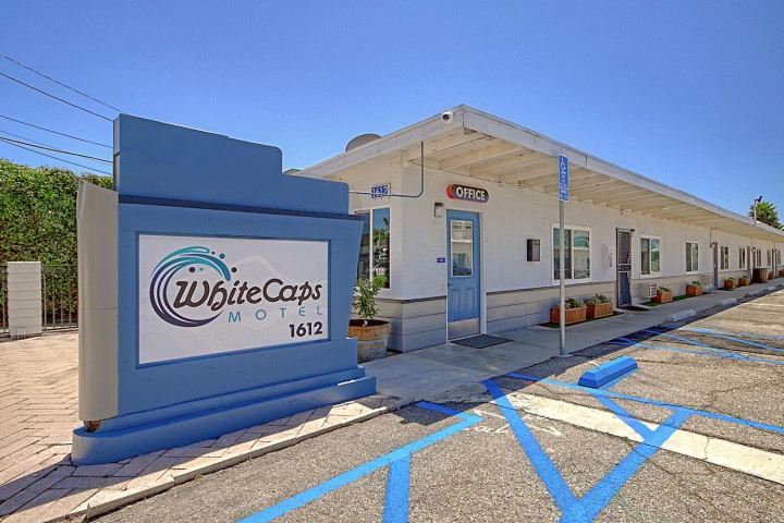 White Caps Motel - Ventura, CA