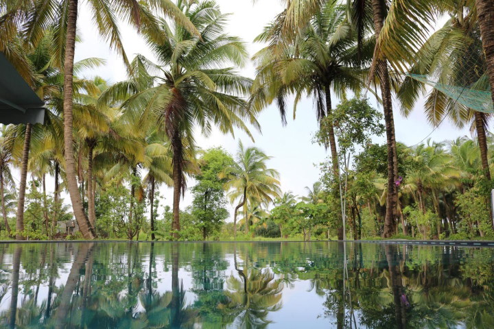 Priti Garden Farmstay, Kelwa Palghar -4 Br Farmhouse With Pool, Pond, Games,bbq - Palghar
