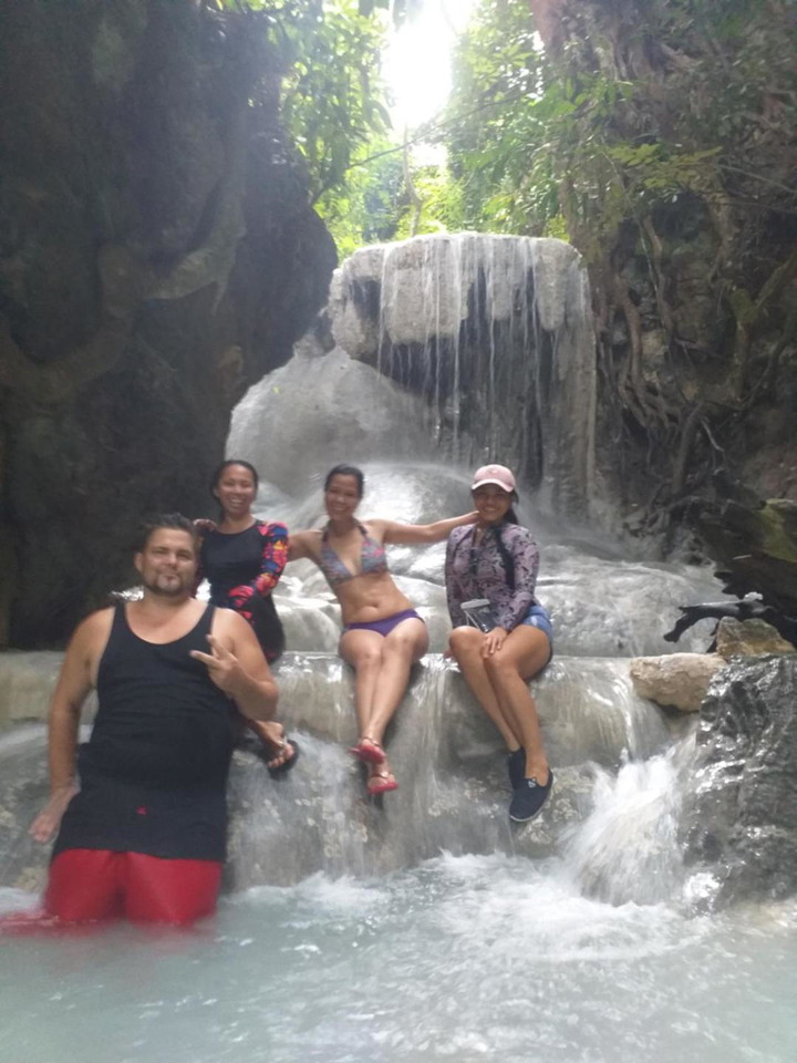 Soul Travellers Dagatan Guesthouse - Badian