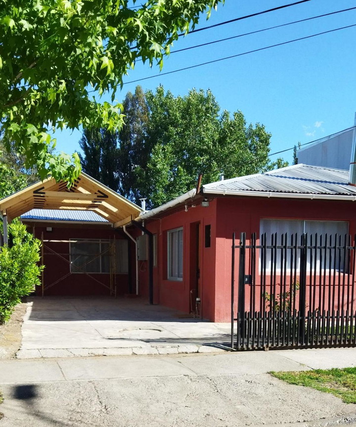 Casa Céntrica Santa Cruz Valle De Colchagua-ruta Del Vino Frente Al Casino Y A 500 Metros De La Plaza Ideal Para Teletrabajo Con Wifi Rápido - Santa Cruz