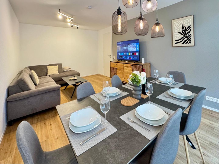 3 Zimmer Apartment, 86 Qm, Max 5 Personen, Balkon, Garage, Schnelles Internet - Böblingen