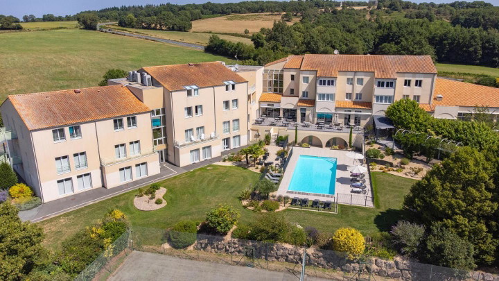 Logis Hôtel Restaurant Aloe - Cholet