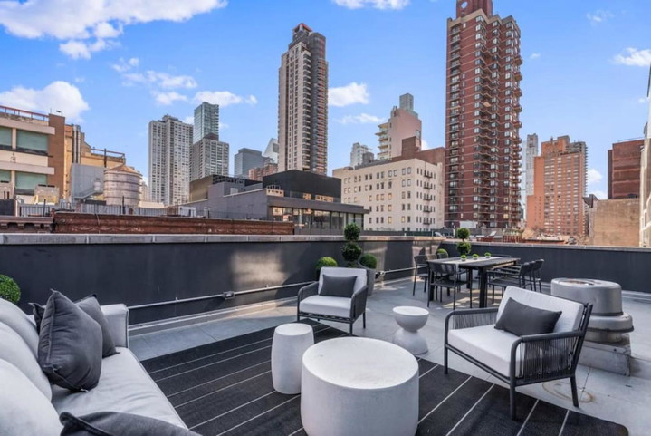 3br Penthouse Suite With Massive Private Rooftop - Crown Heights, NY