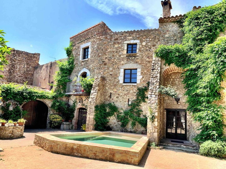 Racons Del Fort Castillo Con Capacidad 24 Personas - Céret