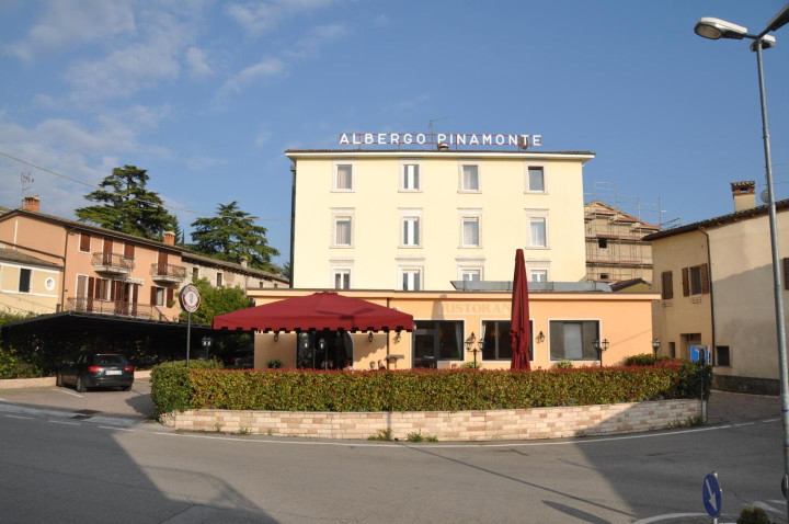 Hotel Pinamonte - Bardolino, Italy