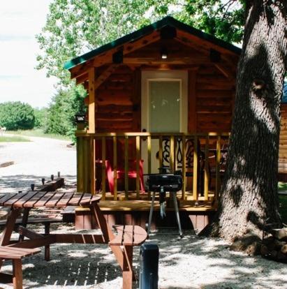 #3 - Amish Built Log Cabin Fishing Hunting Camping - Kansas