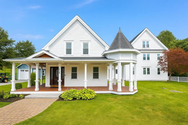 Modern Luxurious Home - Brockton, MA