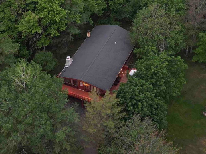 Romantic Chalet Hot Tub Near Hunter Mountain - Tannersville, NY