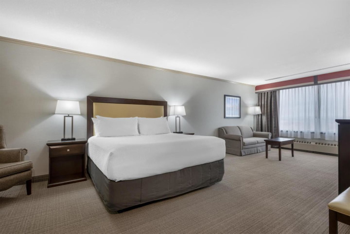 Best Western Plus Port O'call Hotel - Alberta