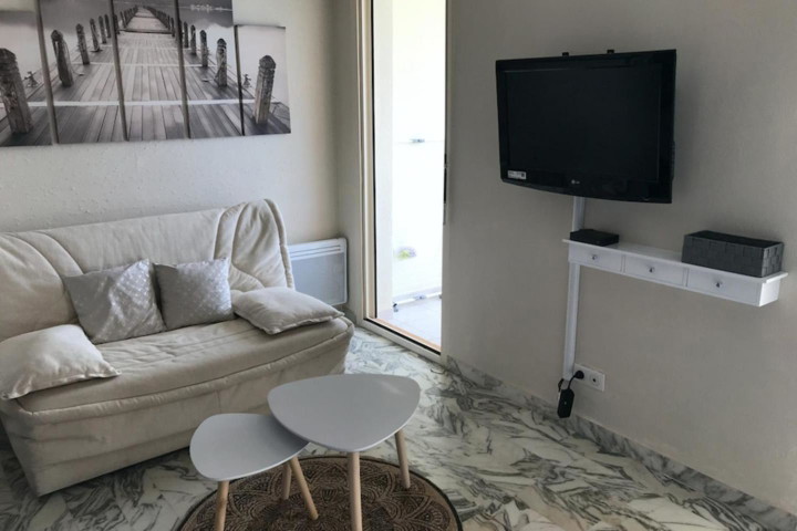 Charming Studio With Terrace And 180 Sea View - Ollioules