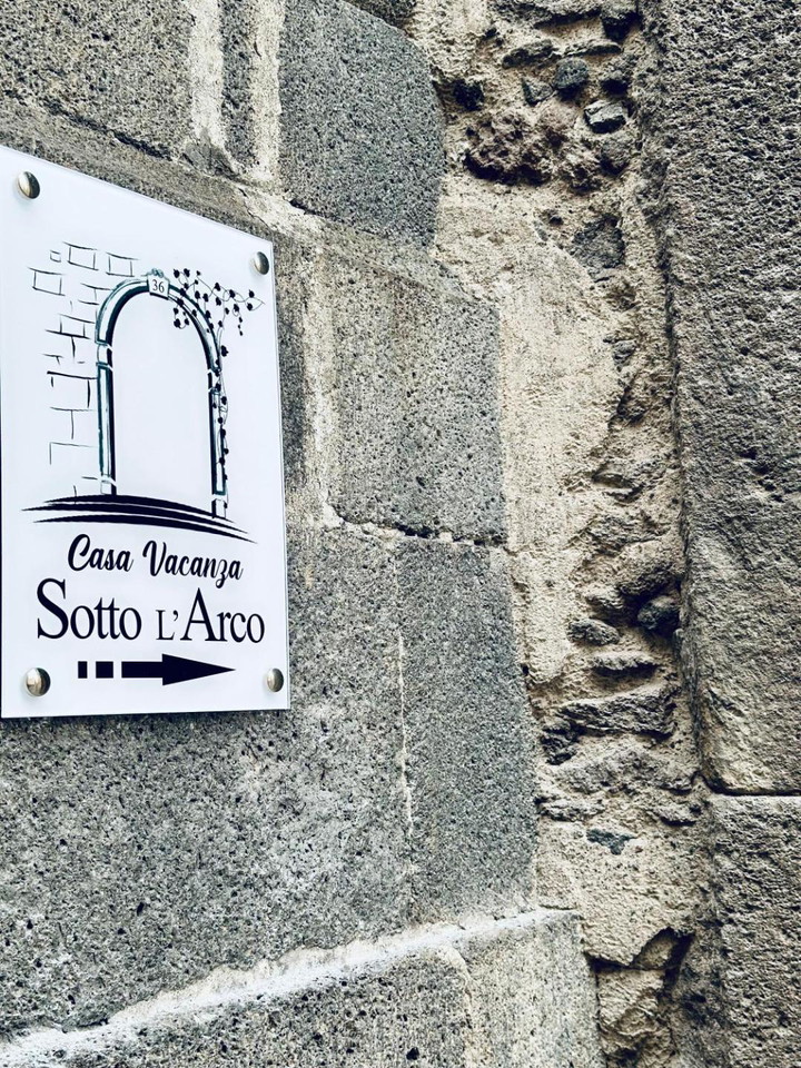 Sotto L'arco - Acireale