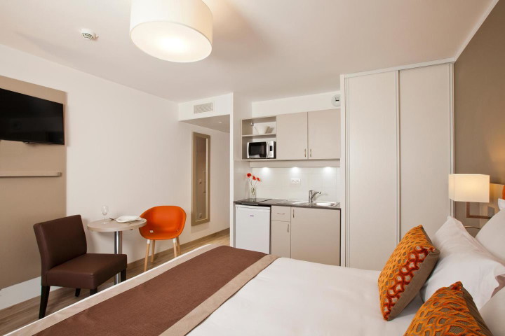Residhome Paris Rosa Parks - La Courneuve