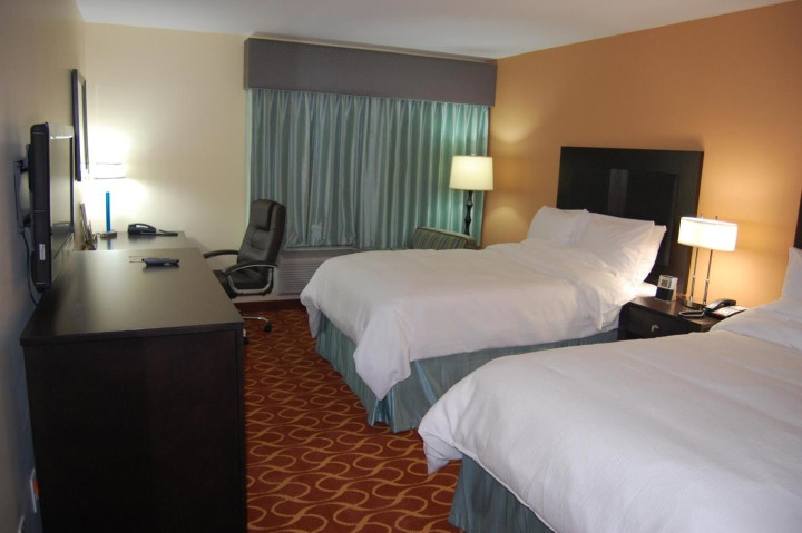 Lux Hotel & Spa - Grand Prairie, TX