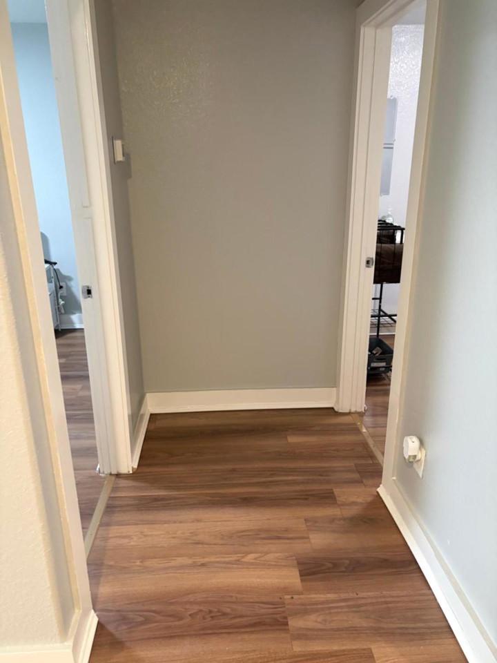 Deluxe Apartment - Pearland, TX