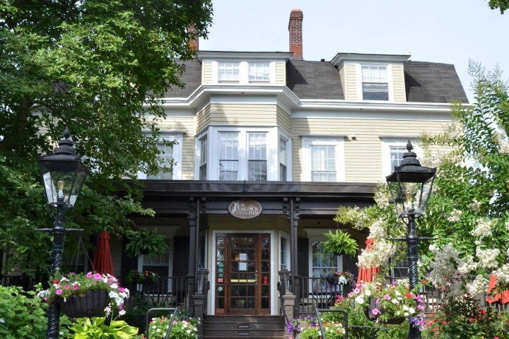 The Peacock Inn, An Ascend Collection Hotel - Trenton, NJ
