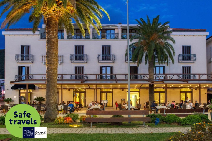 Hotel Pine - Montenegro