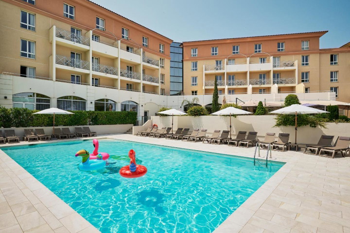 Hôtel Birdy By Happyculture - Bouc-Bel-Air
