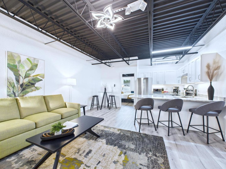 Sleek Coastal Loft Close To Port & Beach -Unit 205 - Cape Canaveral, FL