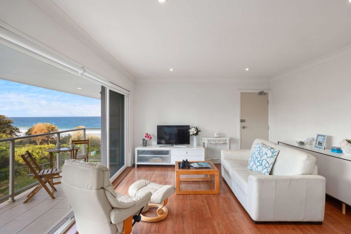 Royal Surf - Beach Front Paradise - Manly