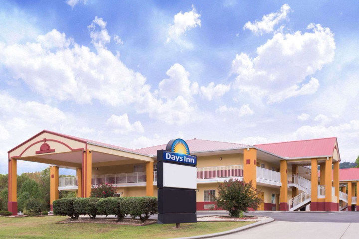 Days Inn By Wyndham Trenton - Guntersville Lake