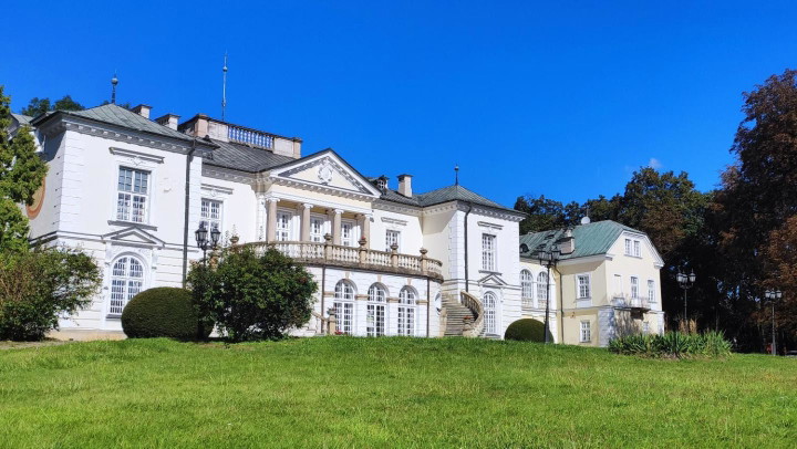 Pokoje Gościnne Pałac W Balicach Instytut Zootechniki Pib - Krakow