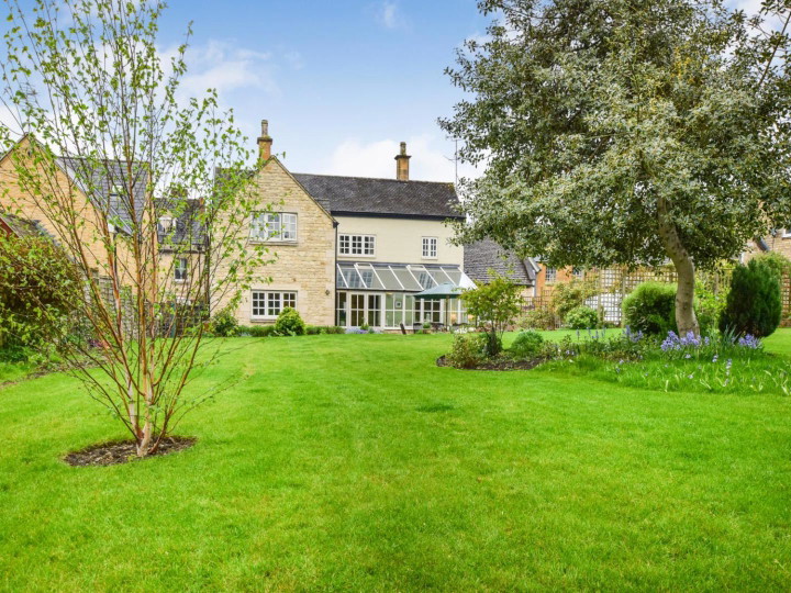 Barebones Farm - Winchcombe